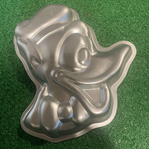 Disney | Kitchen | Vintage Walt Disney Donald Duck Baking Cake Pan ...